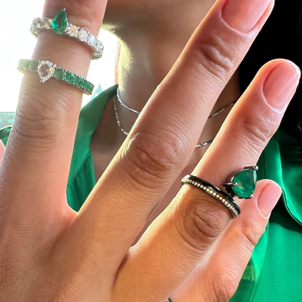 Linette Piorra Ring in Emerald - Savolinna Jewelry